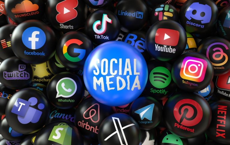 Persuasive Essay Writing Made Easy: Step-by-Step Guide & Examples ...